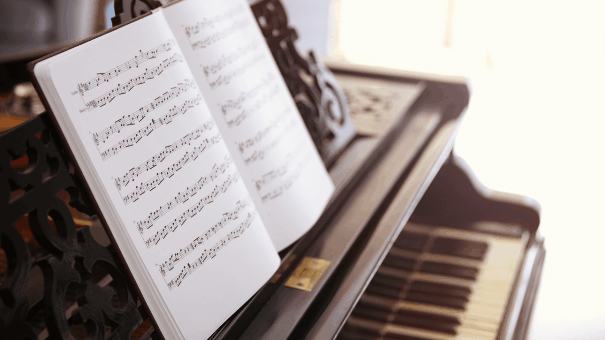 10 Easy Classical Piano Songs for Beginners [Free PDF Sheet Music] | VR ...